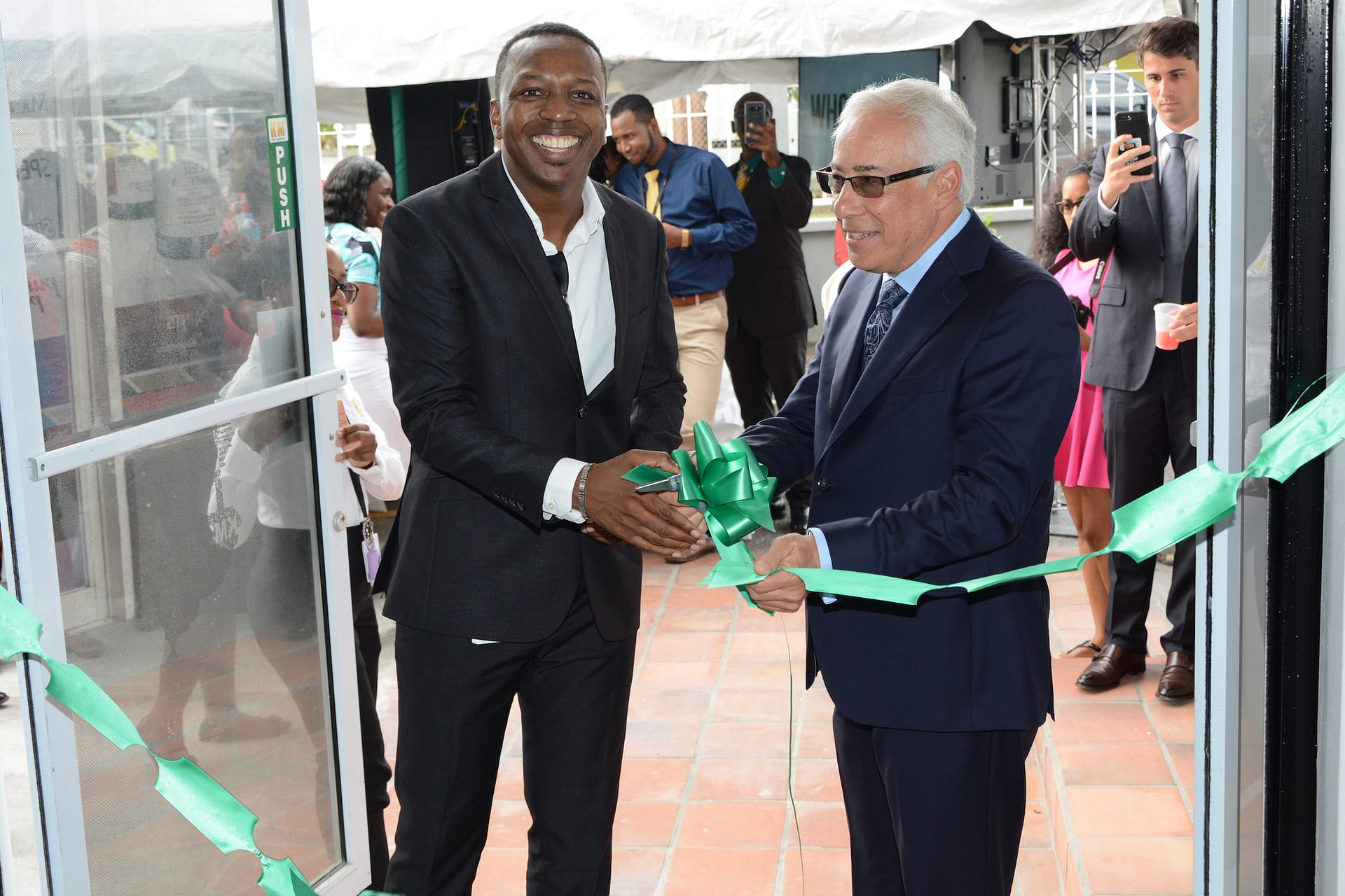 Call Center Company to Bring 400 New Jobs to Saint Lucia with Opening ...