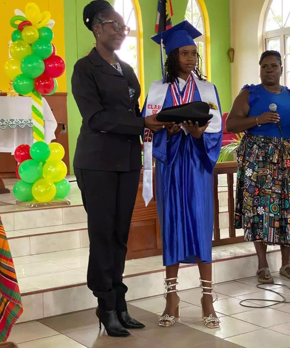 Antigua Computer Technology donates to outstanding student - Antigua ...